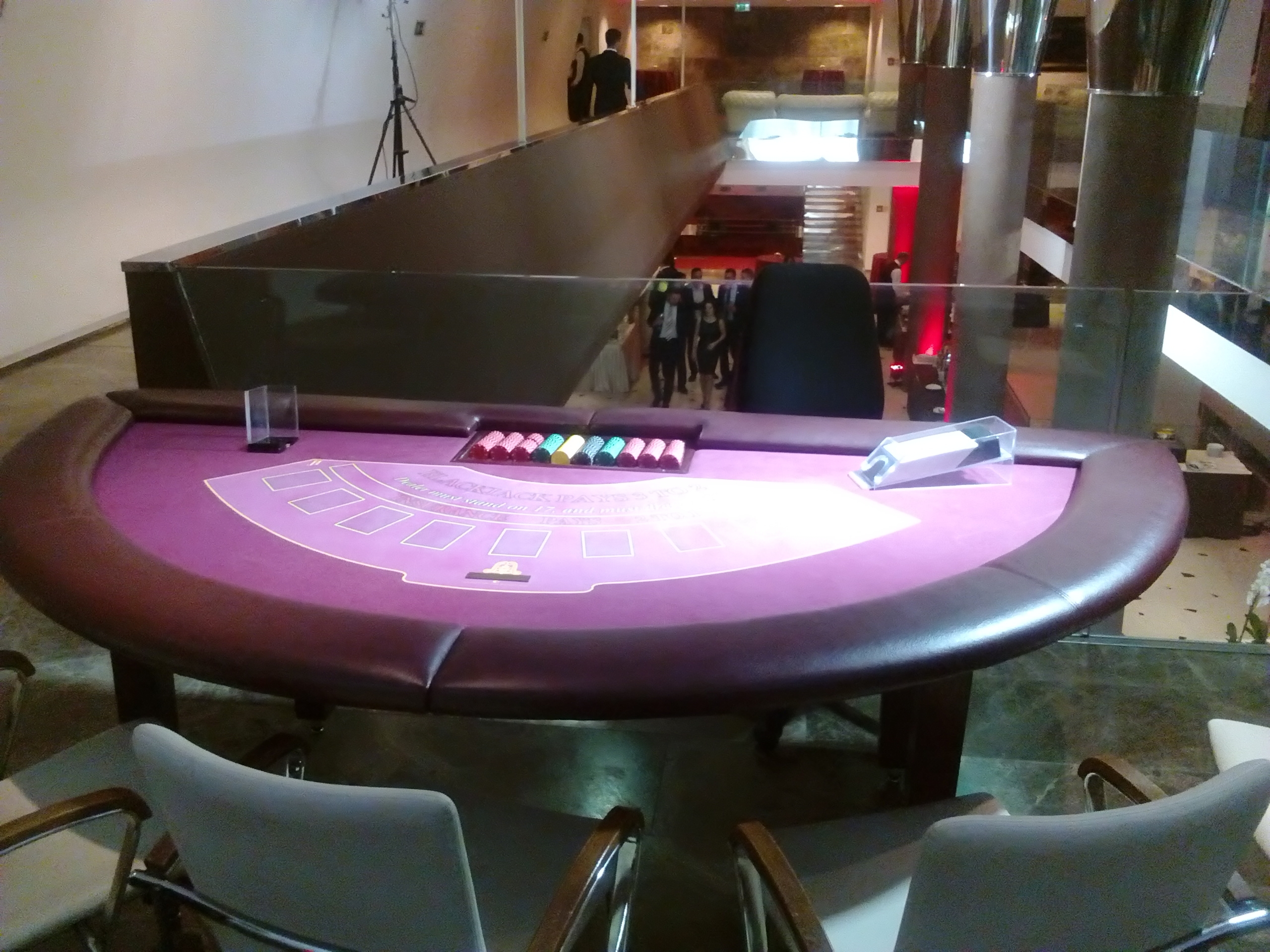 BLACK JACK ASZTAL BÉRLÉS CÉGES RENDEZVÉNYEKRE | Bérléscentrum