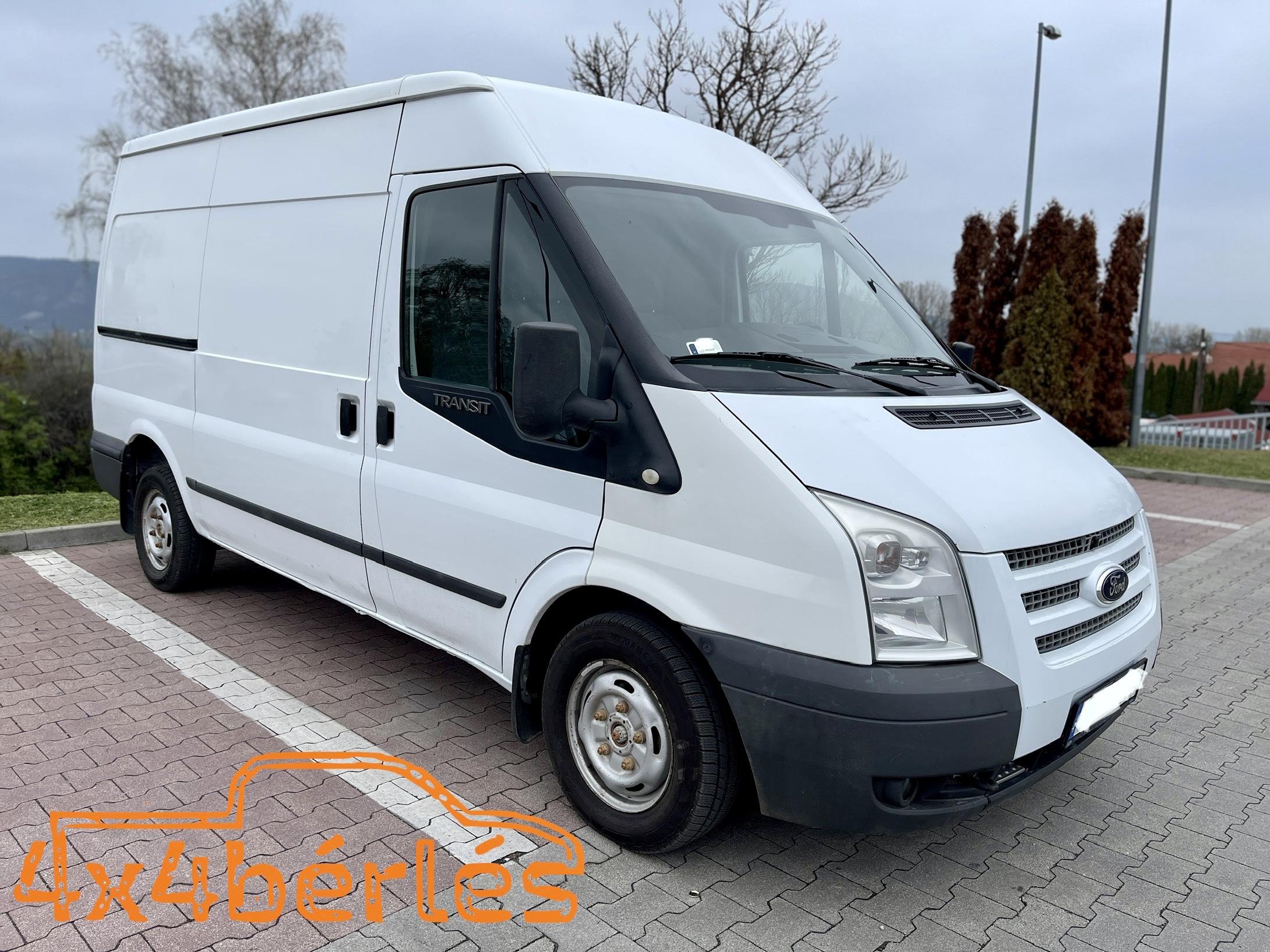 Ford Trasit MWB 2,2 TDCi bérlés / tartós bérlet is | Bérléscentrum